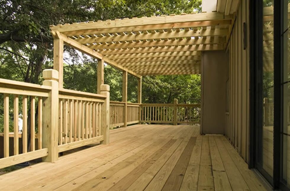 Spice Up Your Deck with Railing Ideas from a Deck Contractor in Kansas ...